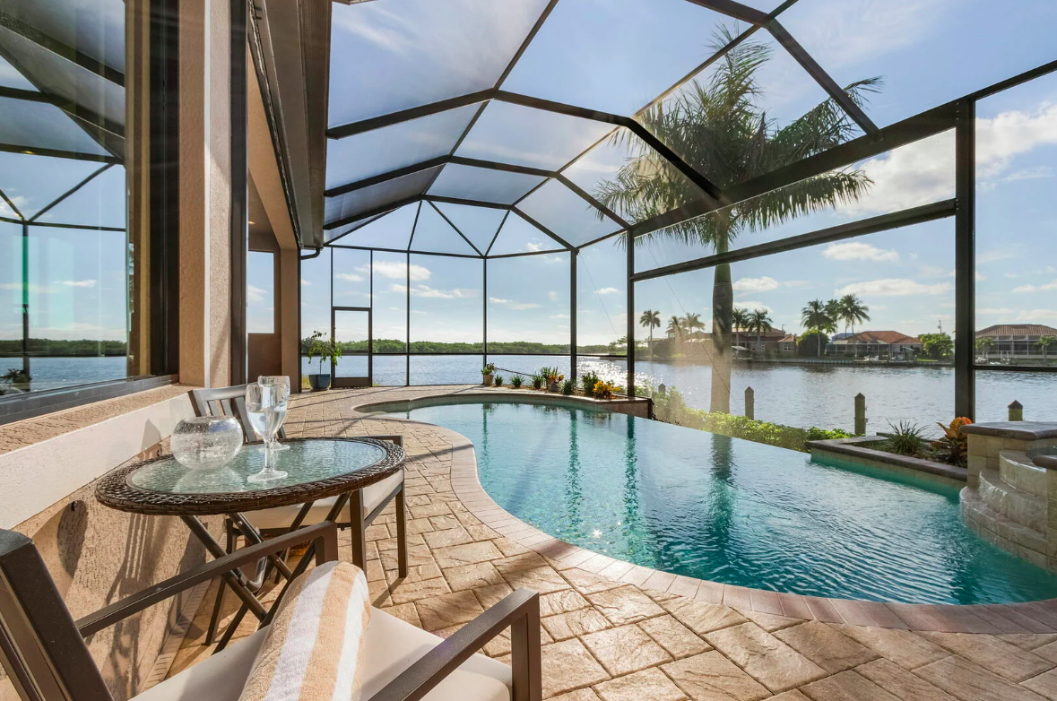 Property Walkthrough: Casa Del Sol | Cape Coral Vacation | Roelens Vacations